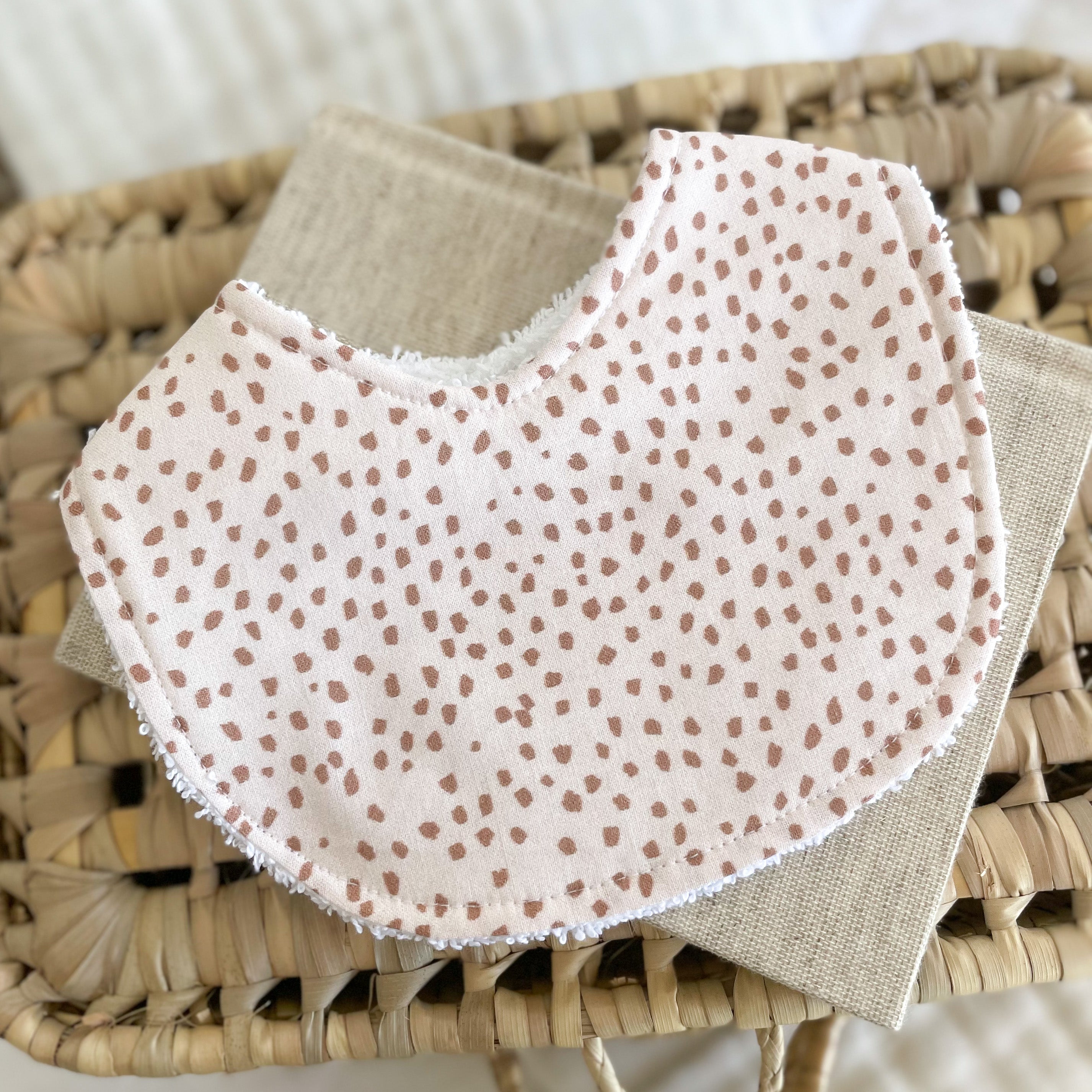 Baby Bib | Light Fawn Spots – Mama Bear
